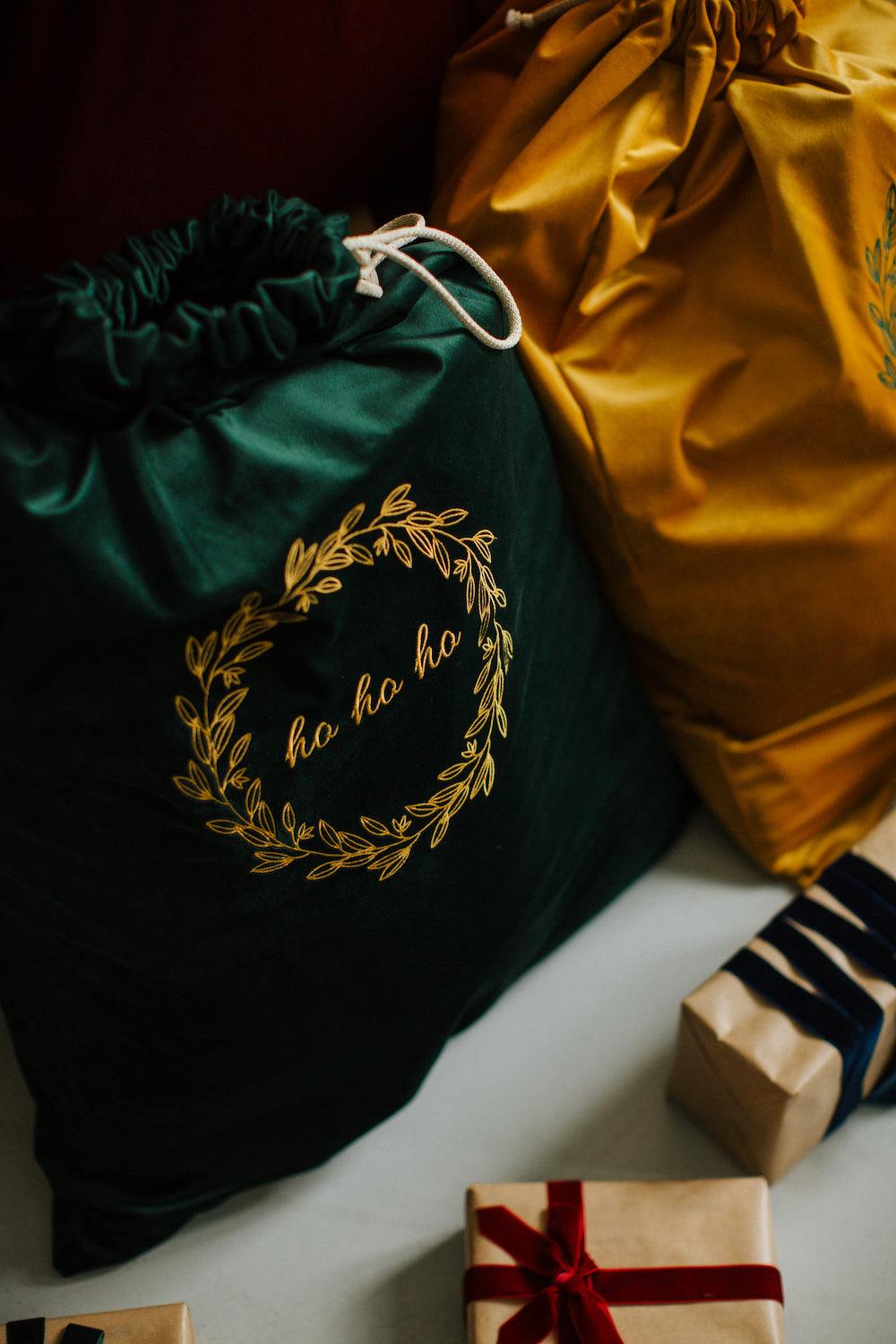 Christmas sack in velvet green | Christmas bags for gifts | Santa Sack
